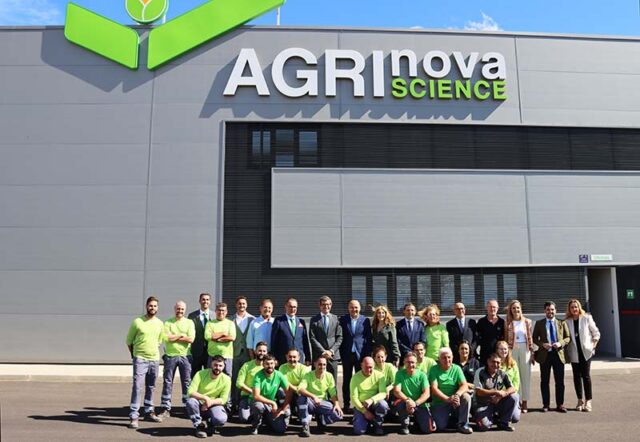 Corte inaugural de la nueva fábrica de biofertilizantes de AGRInova ...